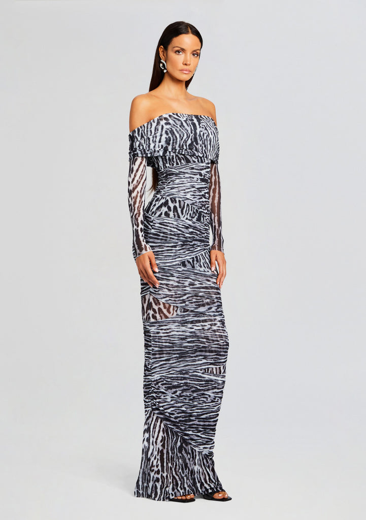 Chanda Gown – Retrofete