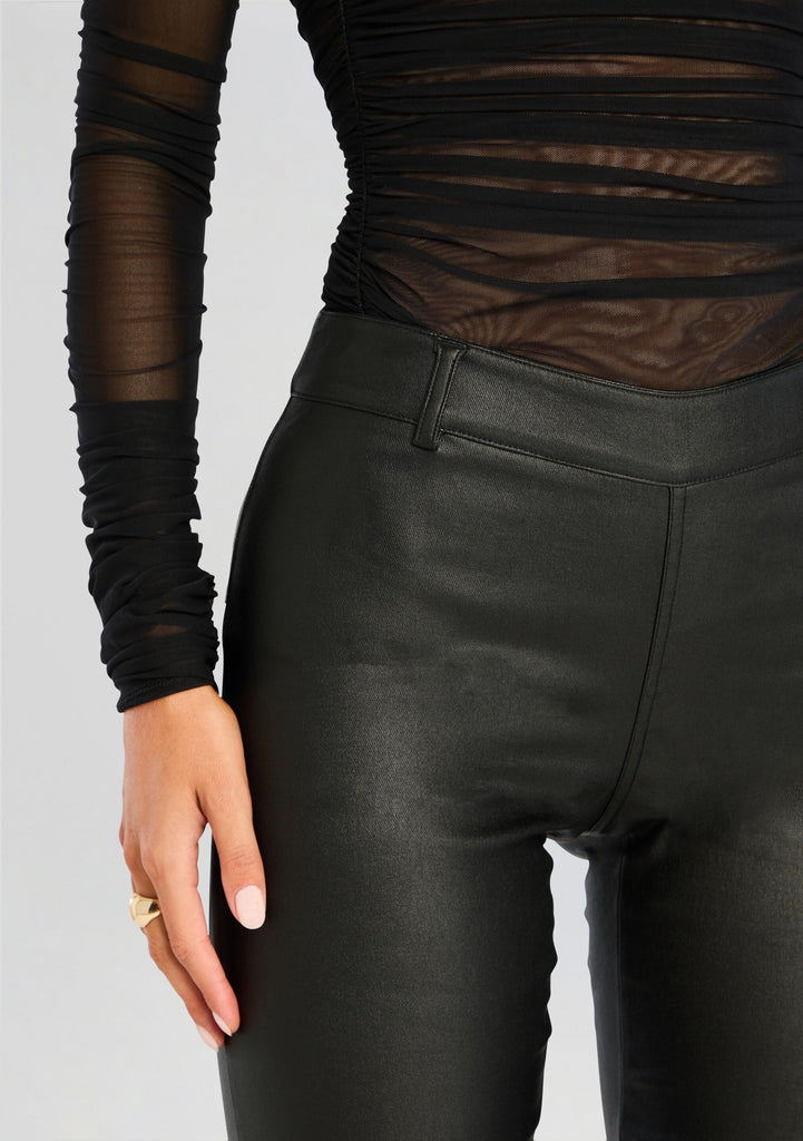 Black Denim Pant | Danica Coated Pant | Retrofête – Retrofete